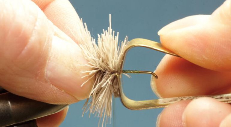 Fly-Tying: Gomphus • BC Outdoors Magazine