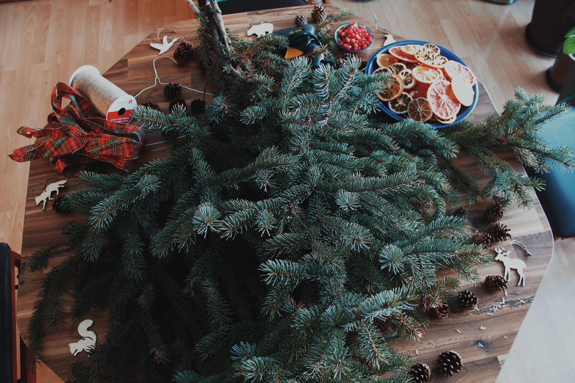 How To Make A Foraged Evergreen Swag • BC Outdoors Magazine