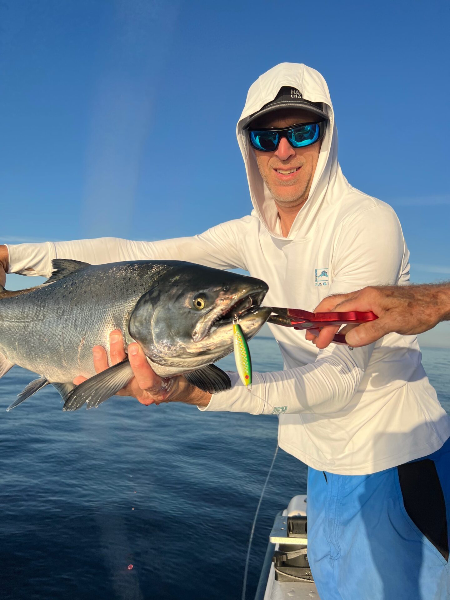 Jigging For Salmon • BC Outdoors Magazine